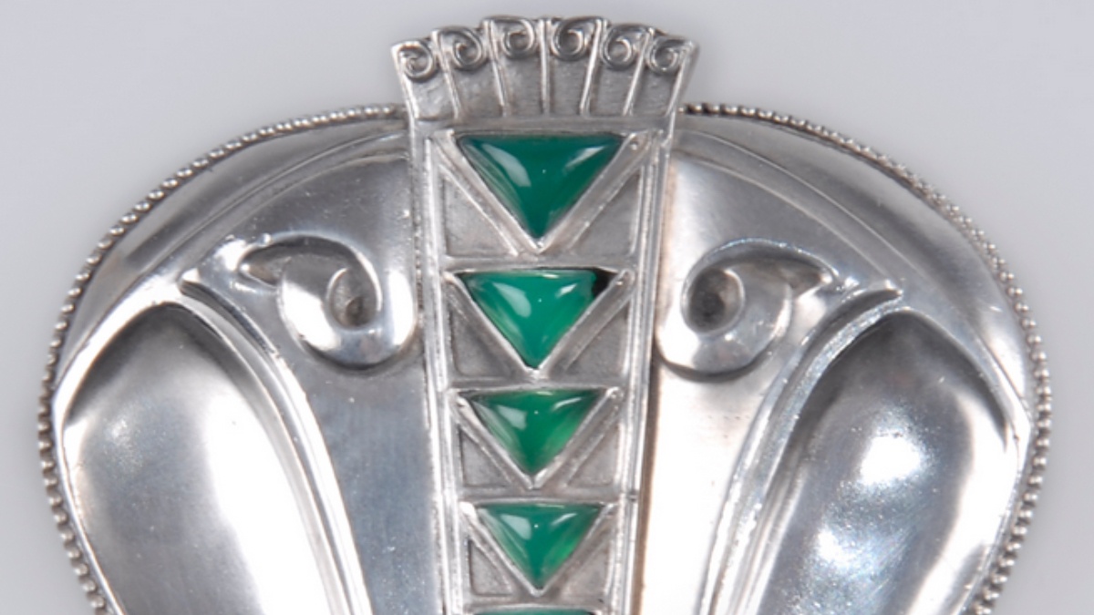 Max Gradl Fine Jewellery in the Decorative Arts Style - Encyclopedia of ...