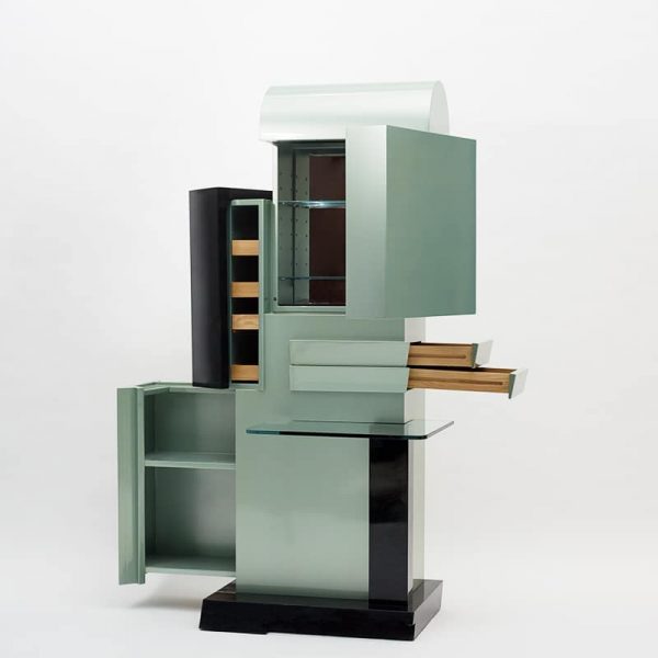 Dakota Jackson: American Furniture Designer