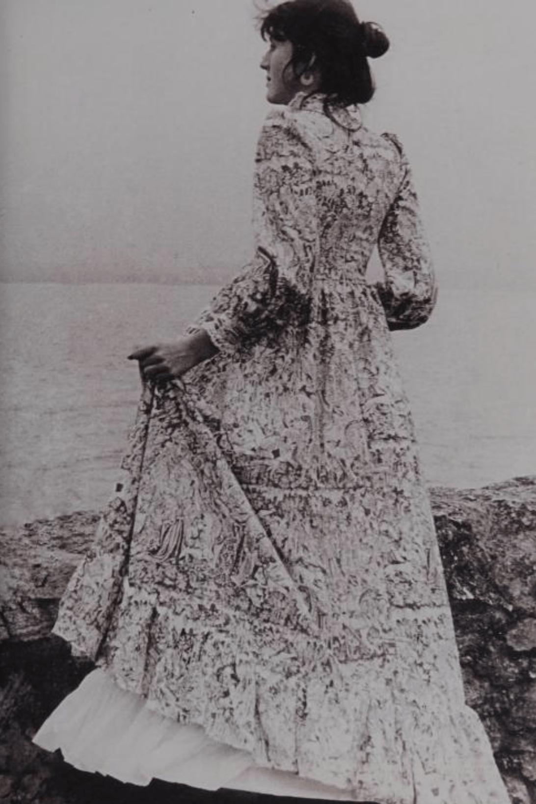 Laura Ashley: A Pioneer in Fashion Design - Encyclopedia of Design