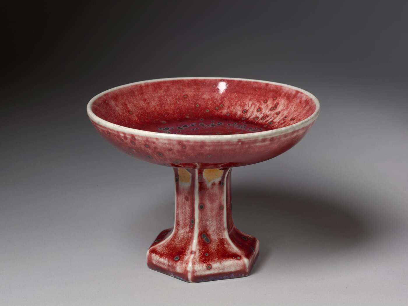 Edward Taylor (1838 - 1912) and Ruskin Pottery - Encyclopedia of Design