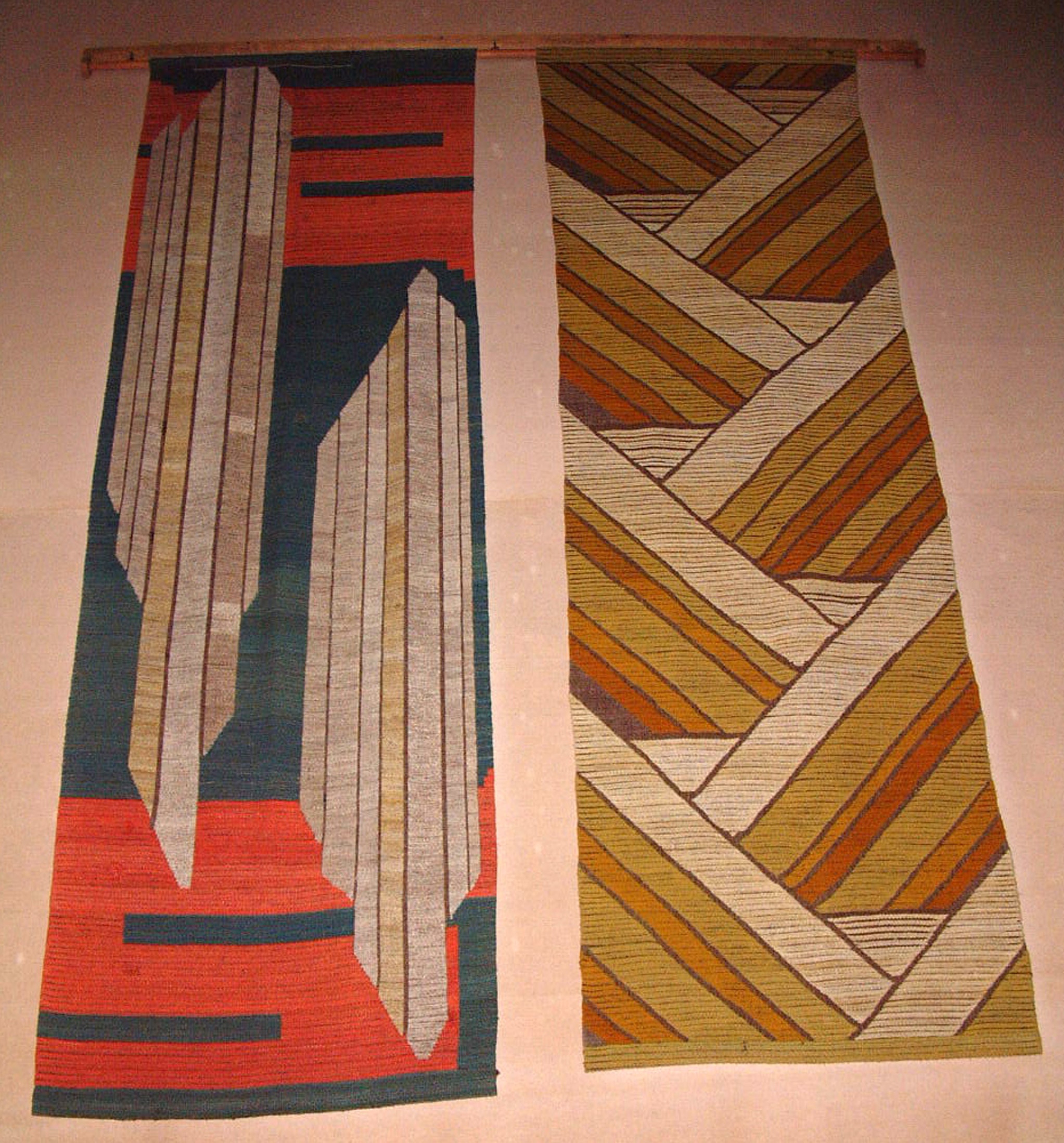 The Legacy of Elizabeth Peacock: A Textile Designer and Teacher