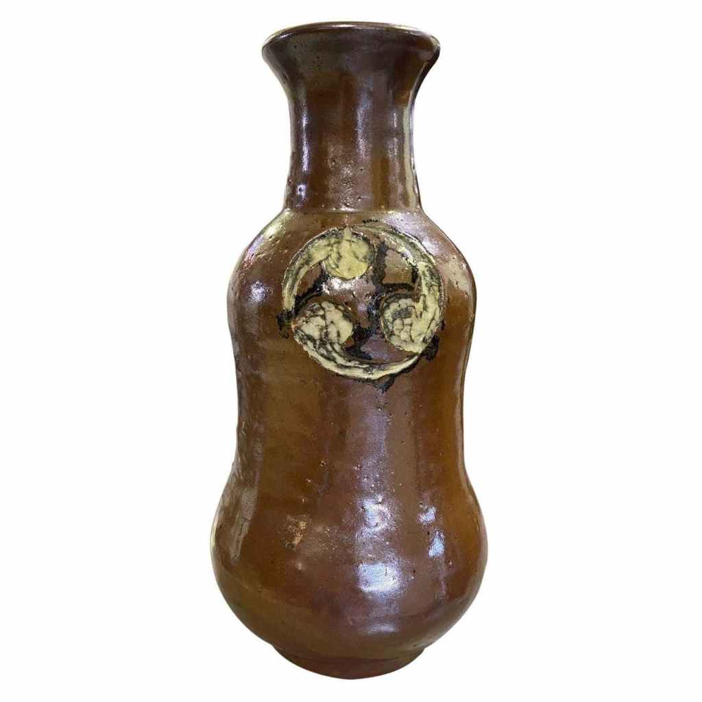 Exploring the Japanese Mingei Movement - Encyclopedia of Design