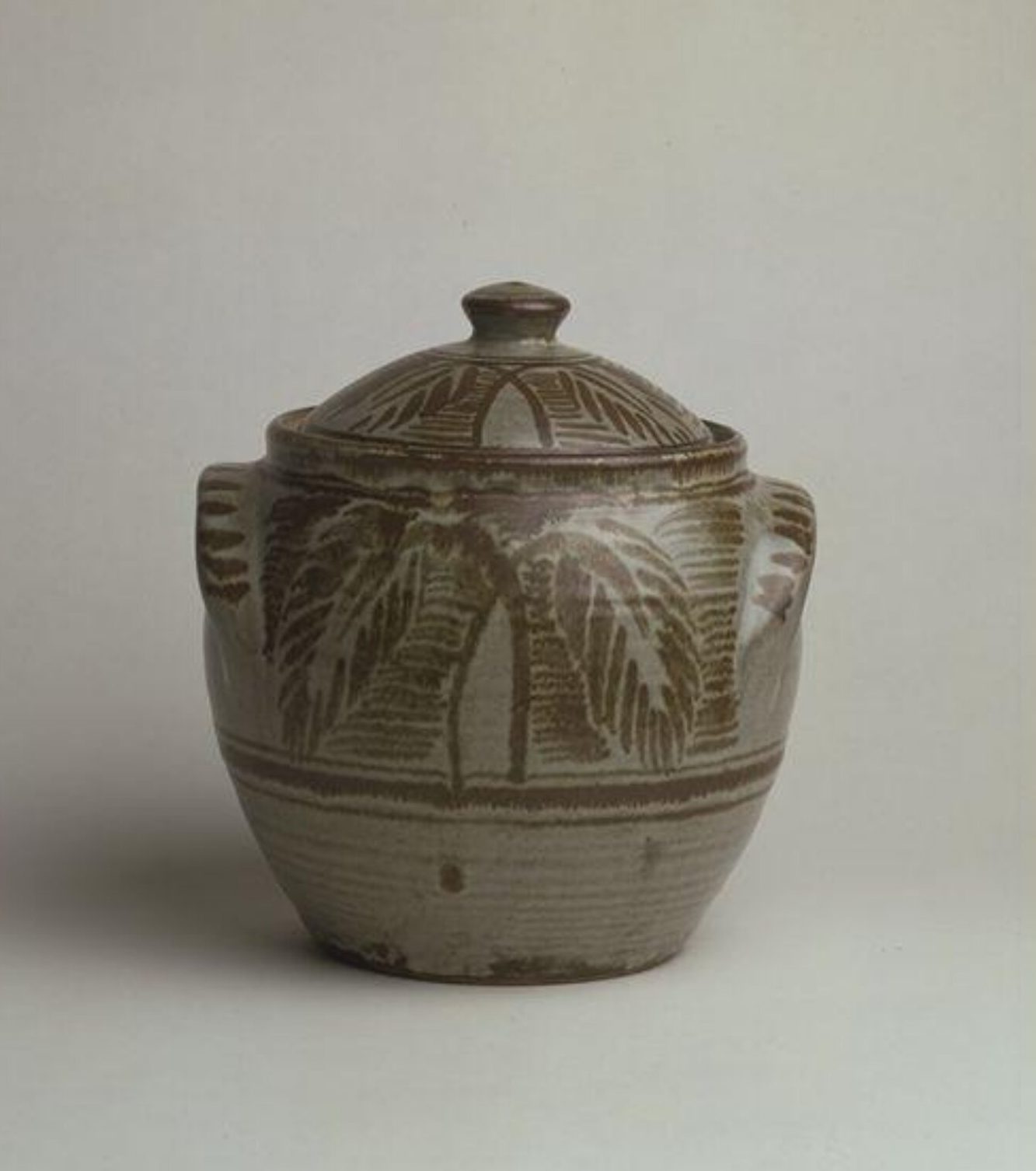 Michael Cardew (1901 - 1983) British Ceramicist - Encyclopedia of Design