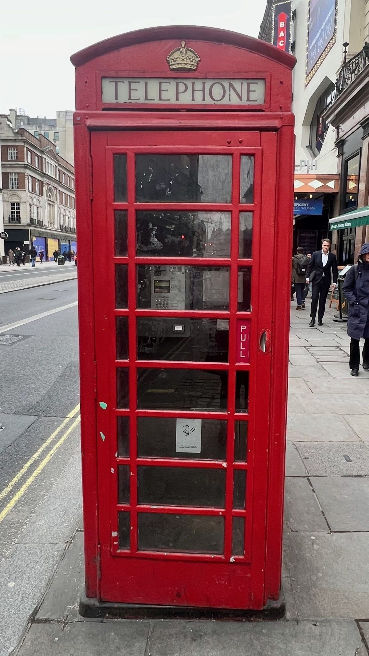 Uncover the Iconic Red Telephone Box: K6 London Telephone Box