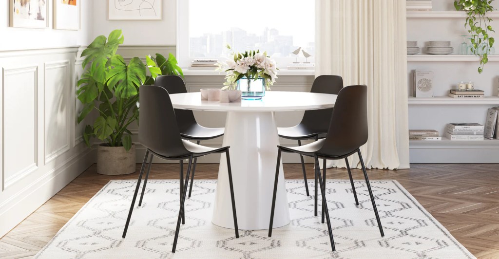 The Isla Dining Chair: A Masterpiece of Modern Design - Encyclopedia of ...