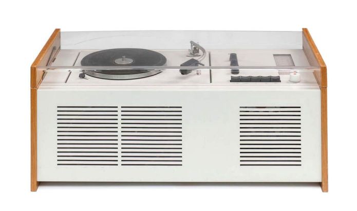 Exploring the Innovation and Design of Braun SK Series