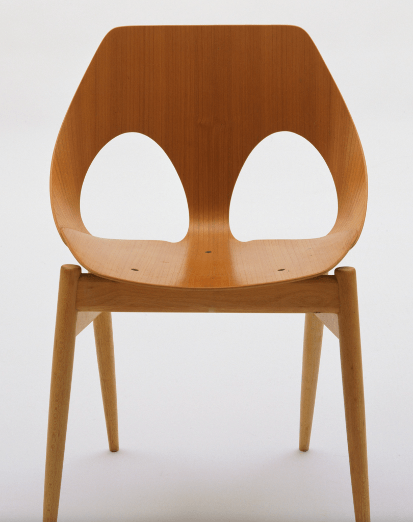 The Jason Chair by Carl Jacobs - Encyclopedia of Design