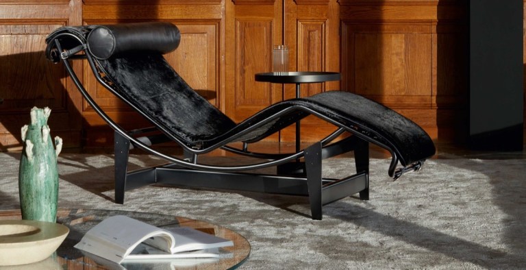 Chaise Longue: A Symbol of Luxury and Leisure