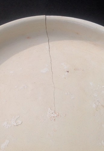 Exploring the Beauty of Fire-Crack in Porcelain and Stoneware