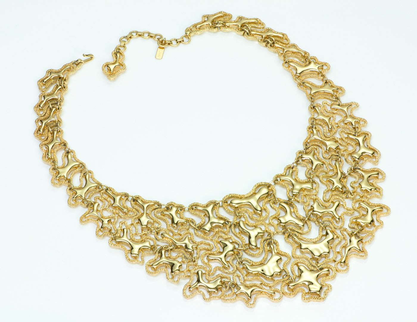 The Rich History of Monet Costume Jewelry - Encyclopedia of Design